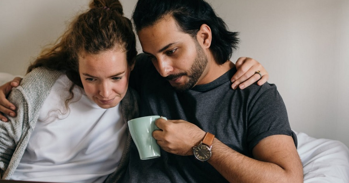 Empty Love: Discovering Its Characteristics and How to Recognize It in ...